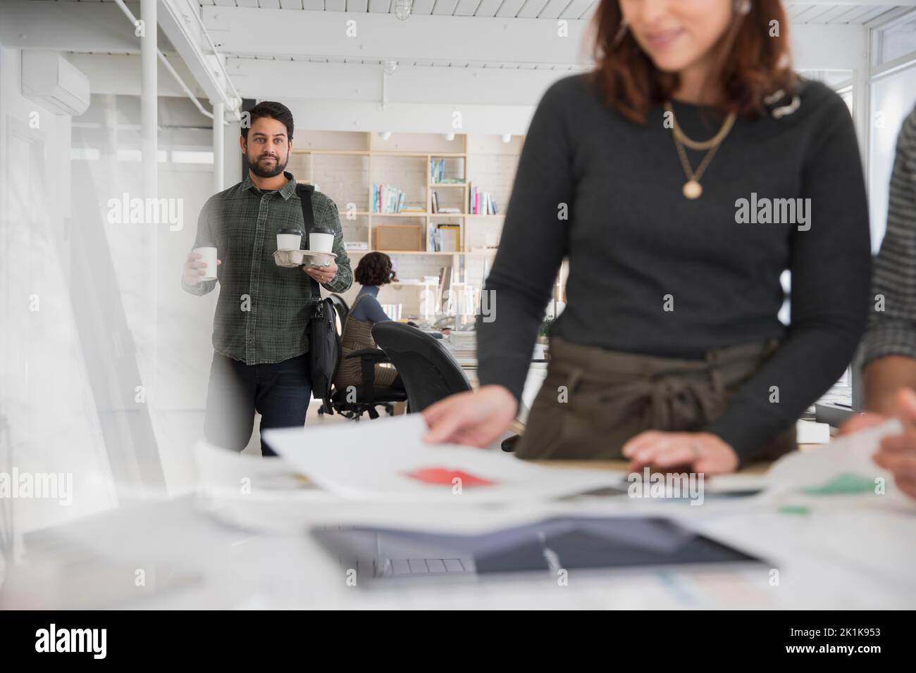 Office walking coffee work hi-res stock photography and images - Alamy