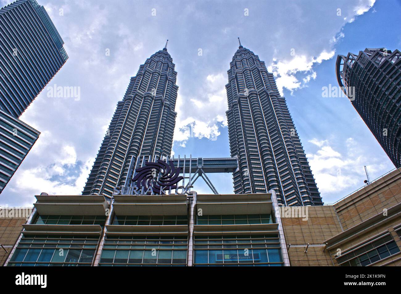 Petronal Twin Tower Building at Kuala Lumpur, Malaysia Stock Photo - Alamy