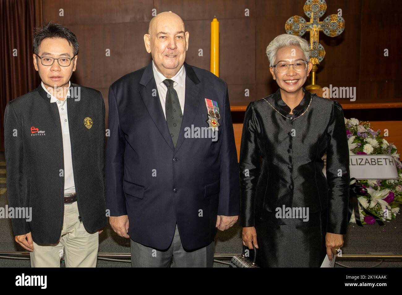 Veteran at queen funeral hi-res stock photography and images - Alamy