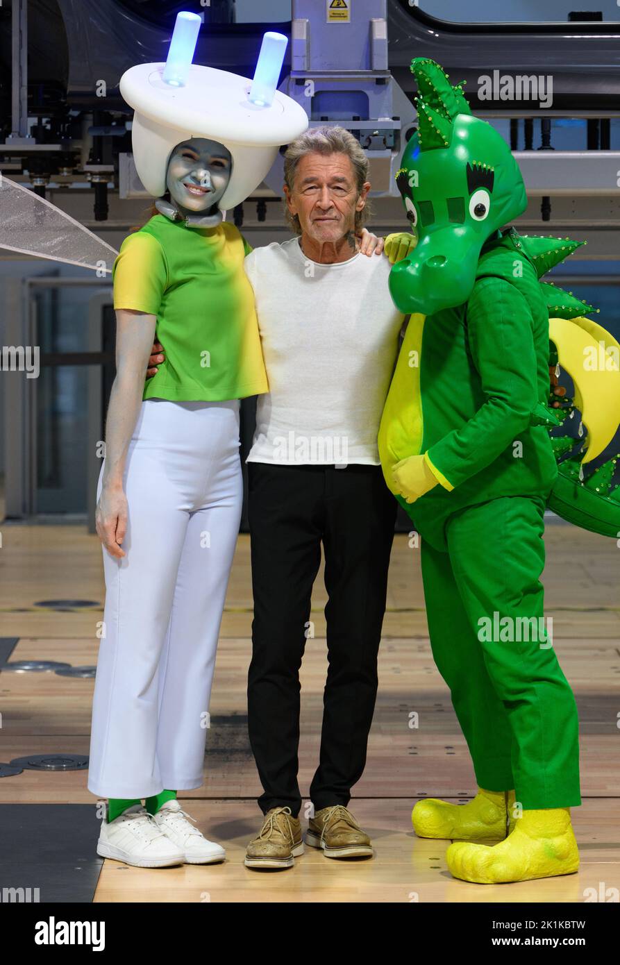 Dresden, Germany. 19th Sep, 2022. Singer Peter Maffay (m) stands in ...