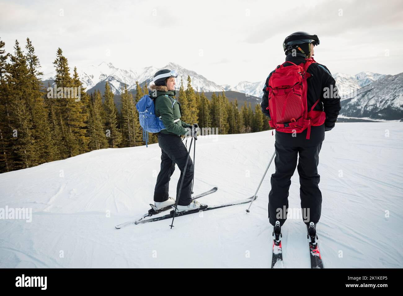Two people on ski slope hi-res stock photography and images - Alamy