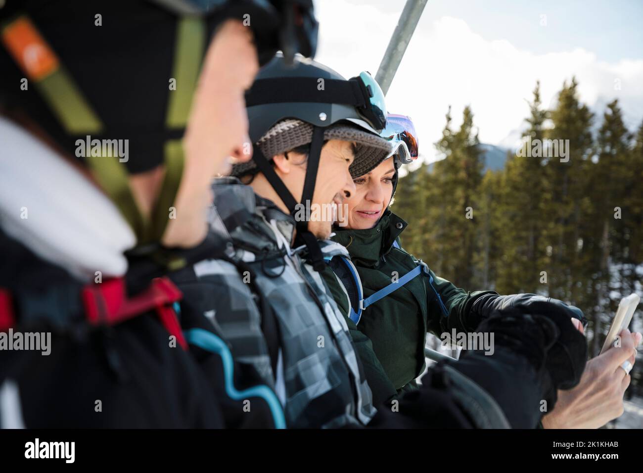 Lift share hi-res stock photography and images - Alamy