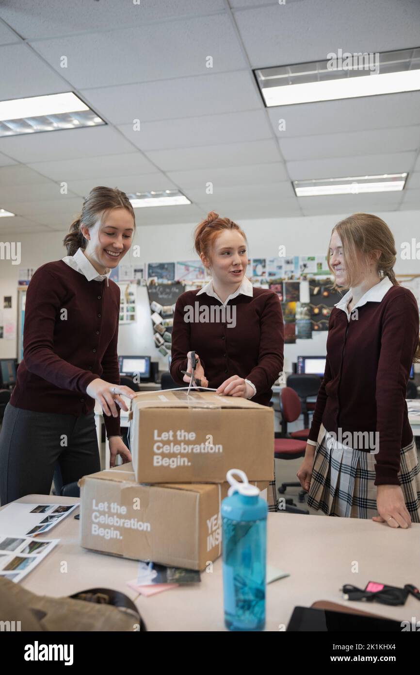 Private school students hi-res stock photography and images - Alamy