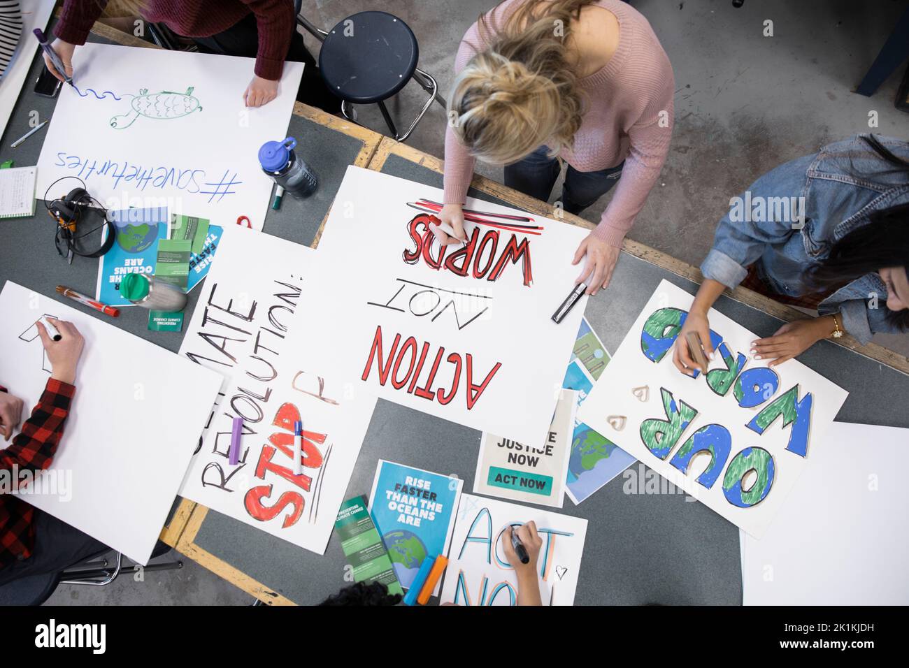 Environmental rally hi-res stock photography and images - Alamy