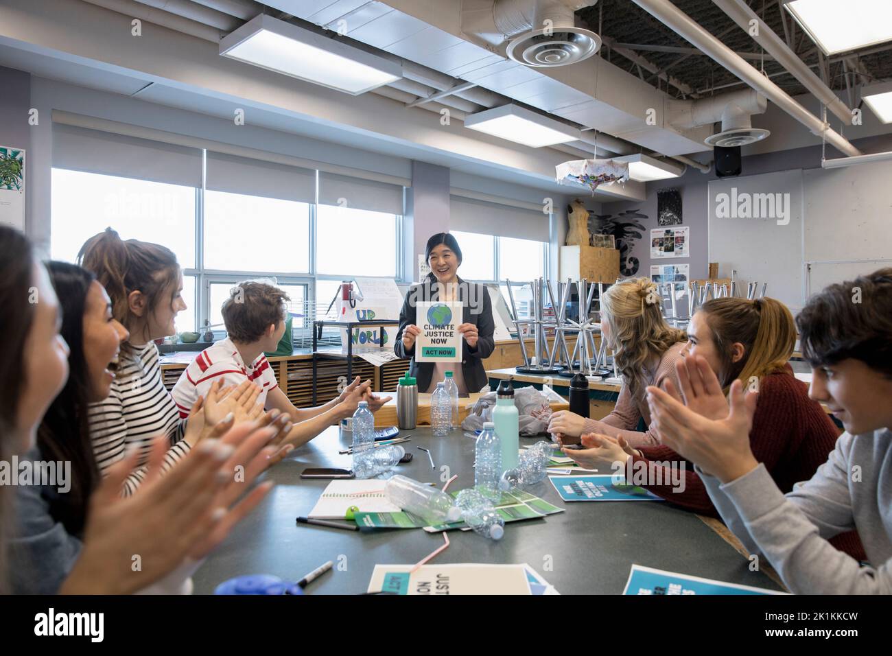 Working climate hi-res stock photography and images - Alamy