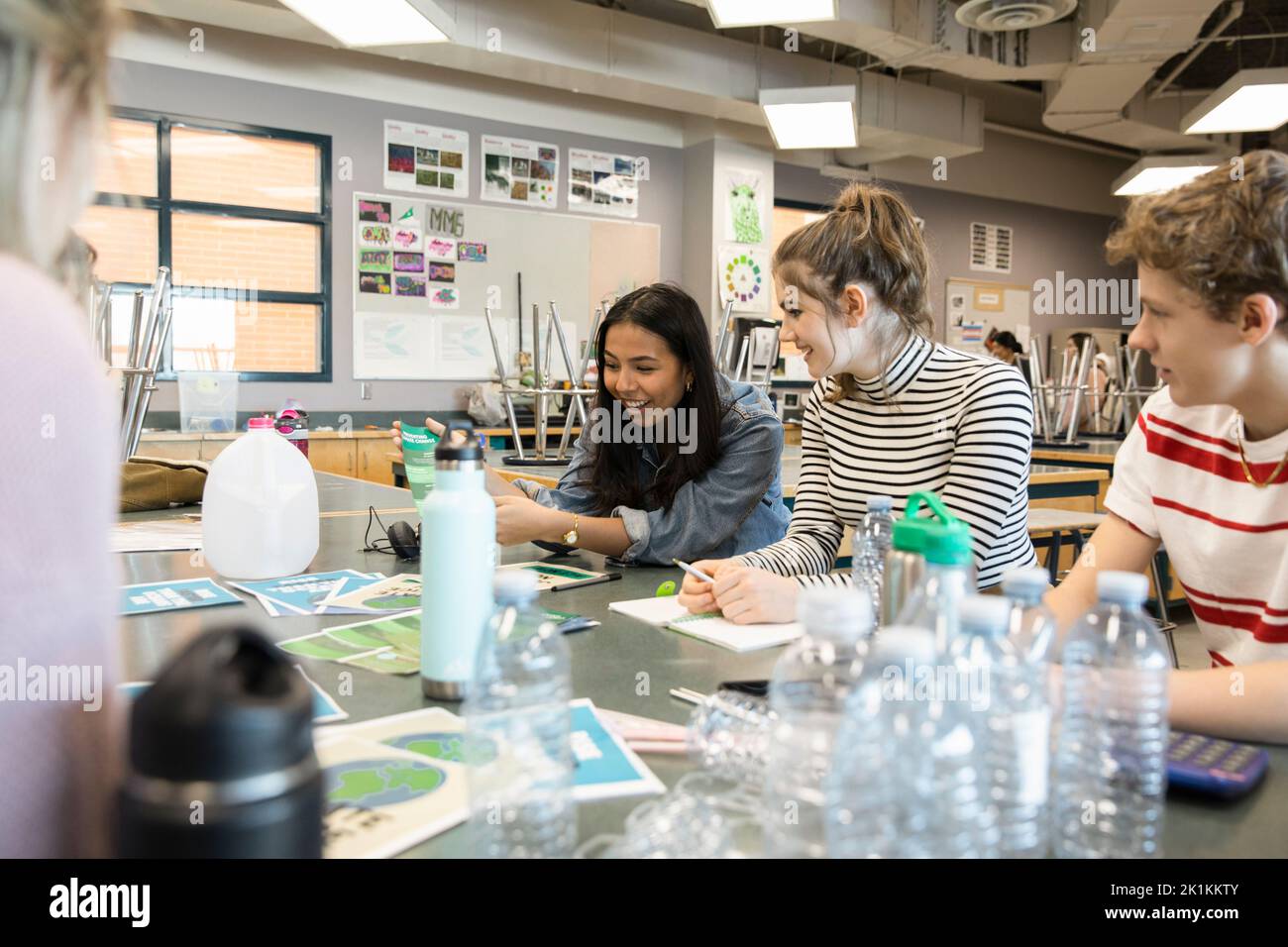 Happy science hi-res stock photography and images - Alamy