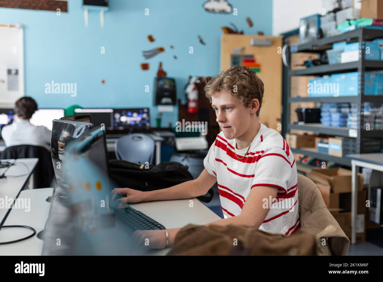 Person computer classroom hi-res stock photography and images - Alamy