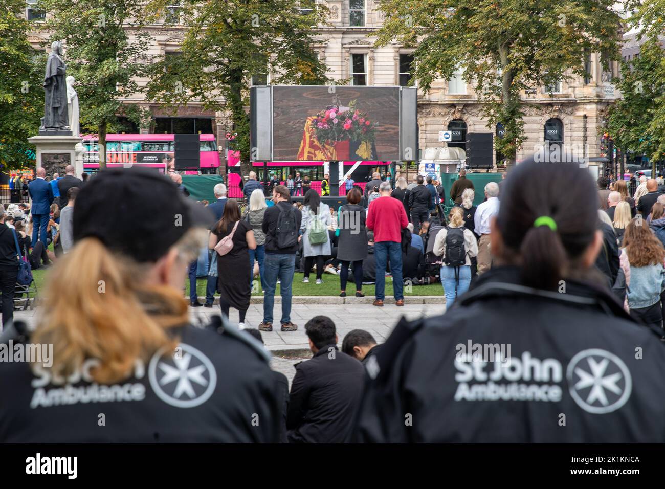 Belfast, UK. 19th Sep, 2022. Hundreds Gather in Grounds of Belfast City ...