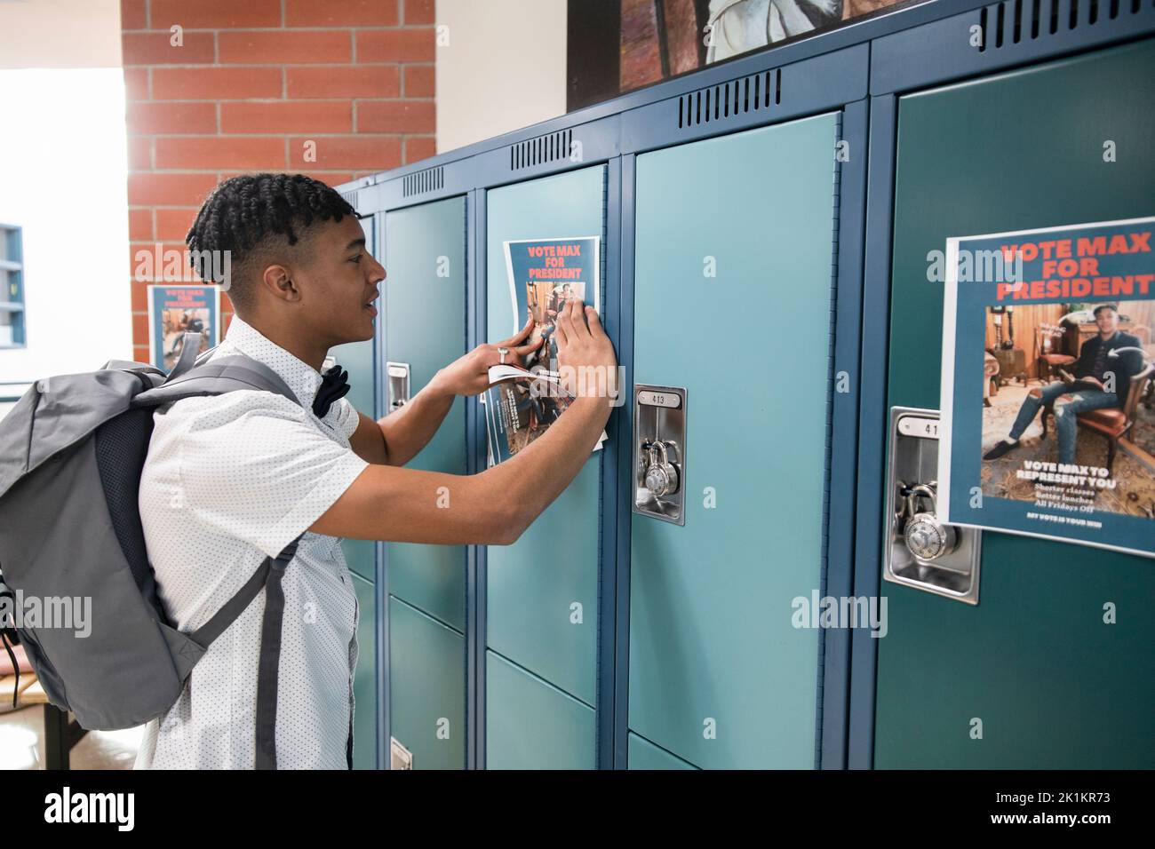 School hallway poster hi-res stock photography and images - Alamy