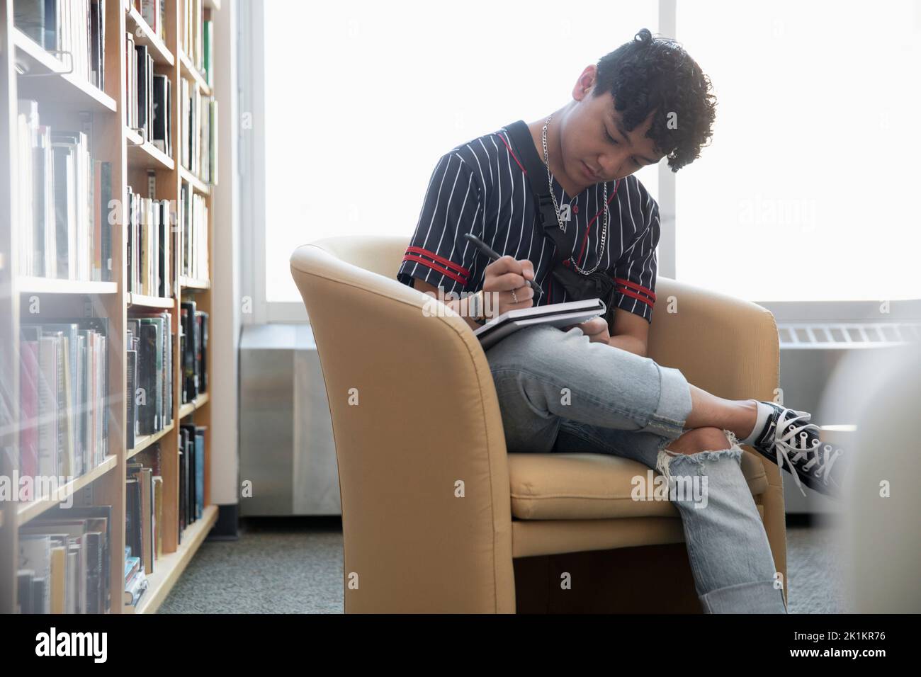 High school teen boy student hi-res stock photography and images - Alamy