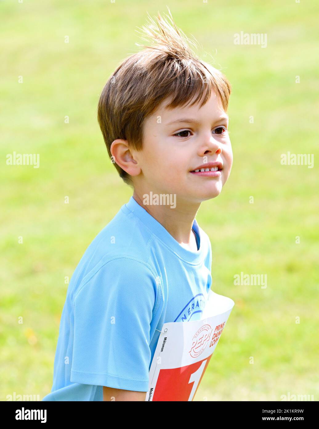 Prince Oscar takes part in Prince Daniel's Race during the Pep Day in ...