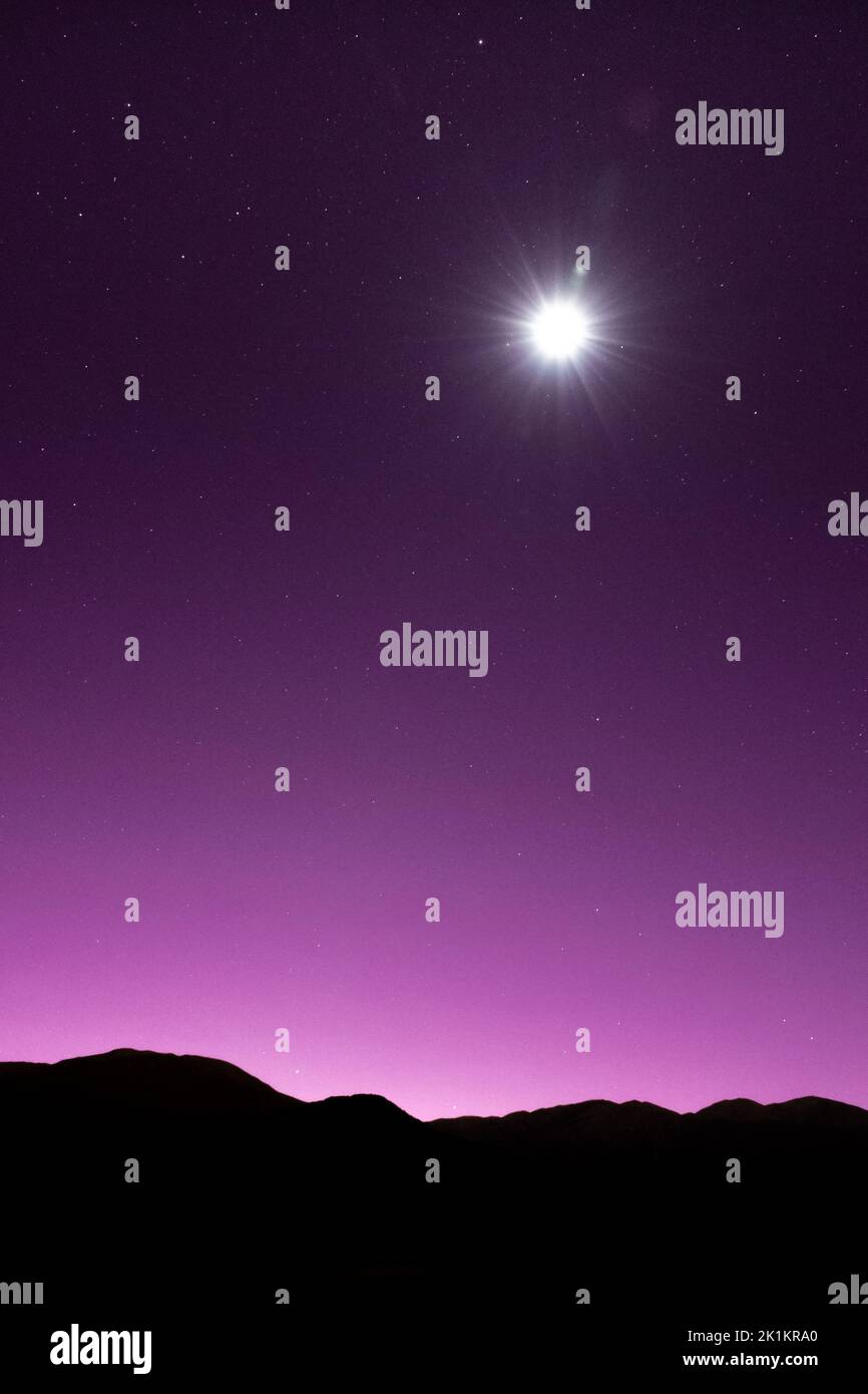 Star vertical hi-res stock photography and images - Alamy