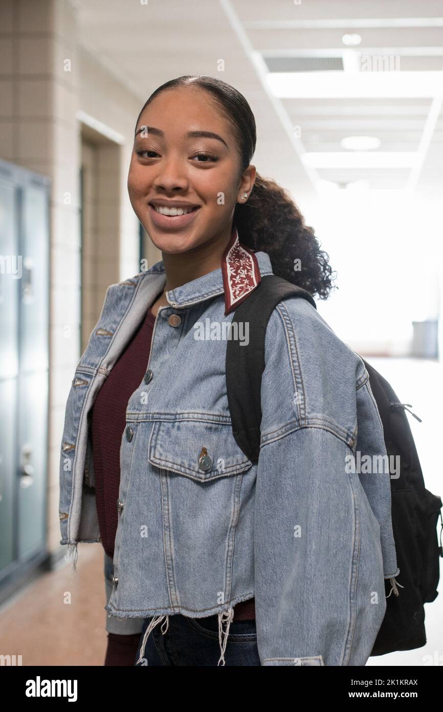 Happy high school student hi-res stock photography and images - Alamy