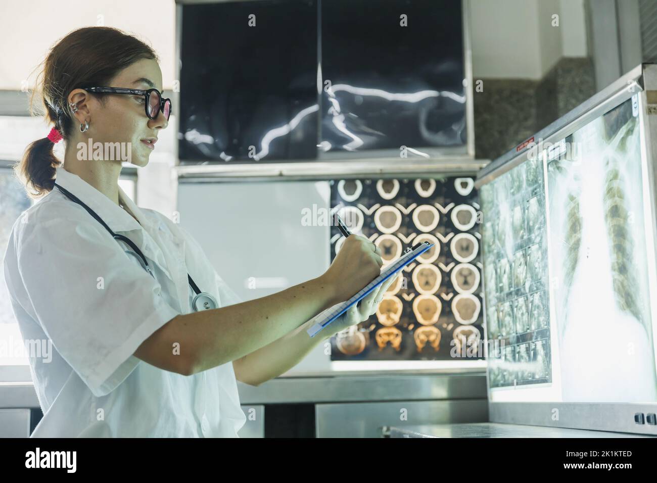 Doctor check in screen hi-res stock photography and images - Alamy