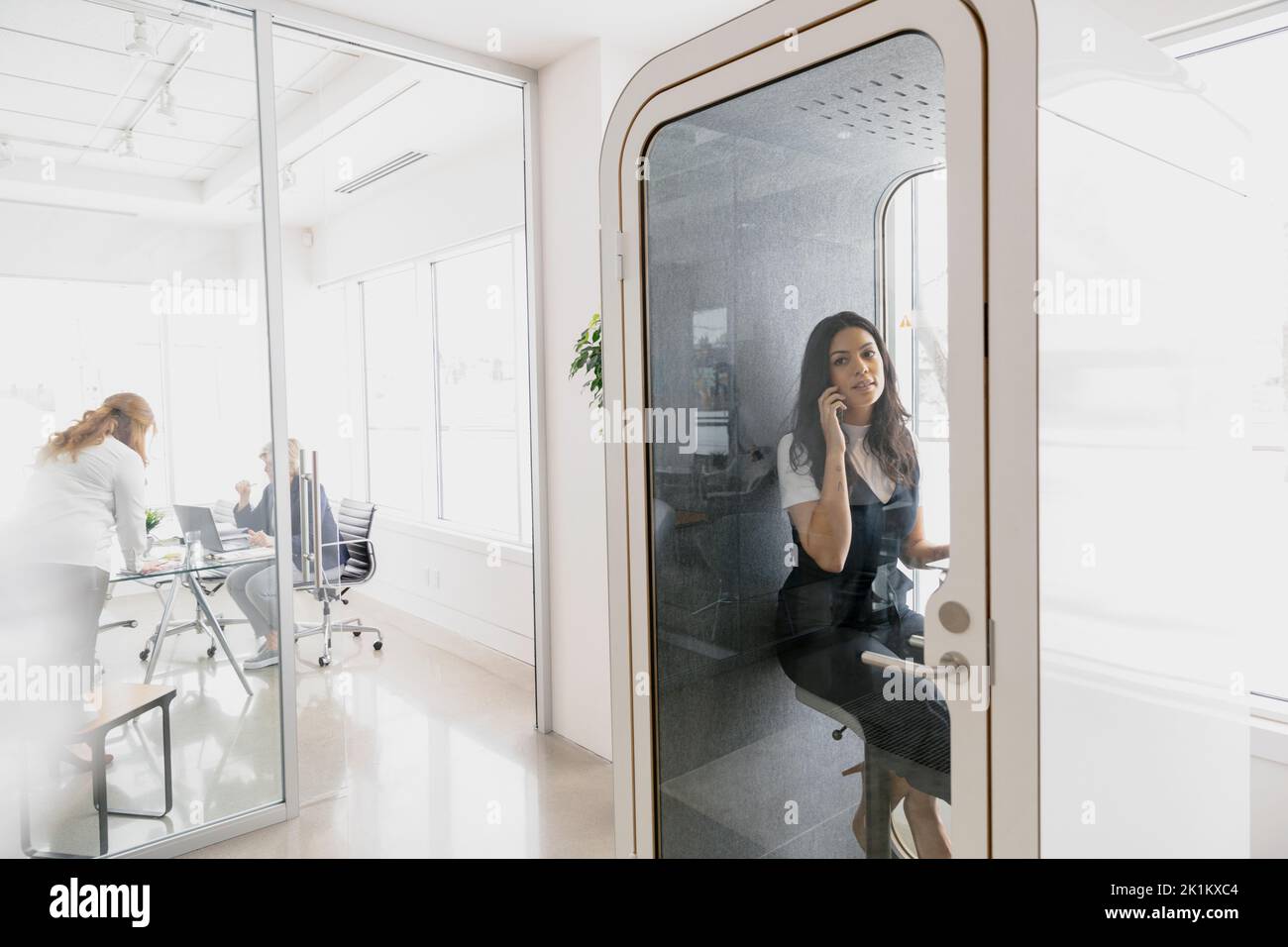 Office phone booth pod hi-res stock photography and images - Alamy
