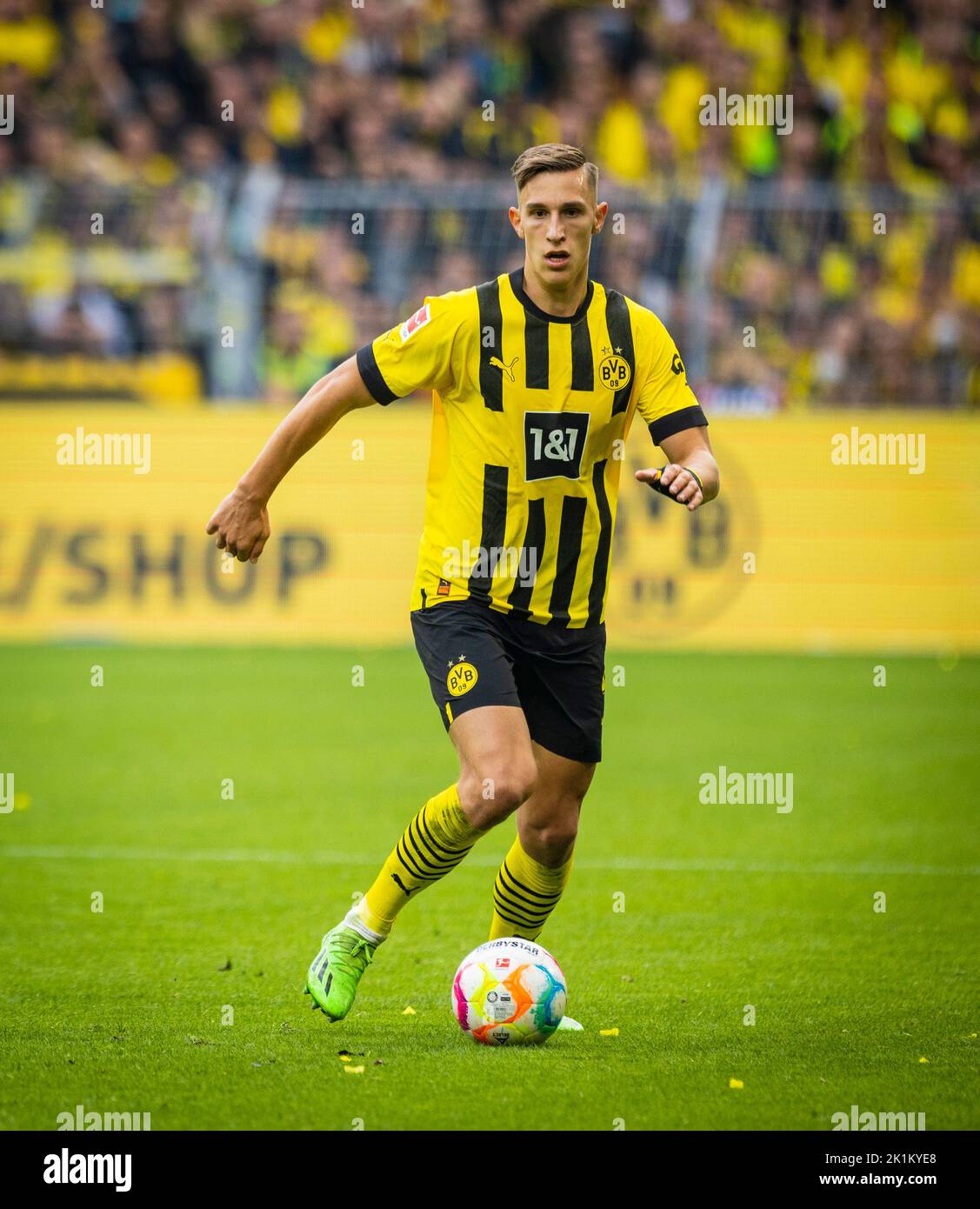 Nico Schlotterbeck (BVB) Borussia Dortmund - FC Schalke 04 17.09.2022 ...