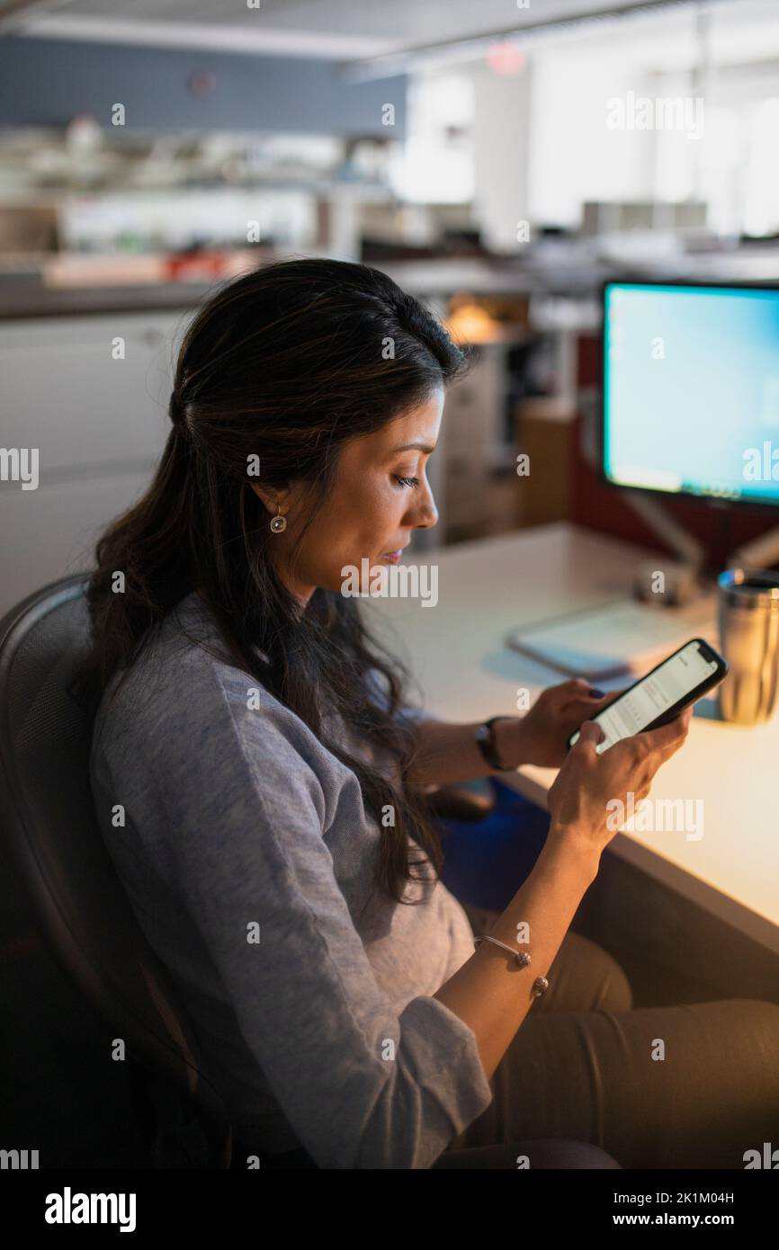 Side view woman desk hi-res stock photography and images - Alamy