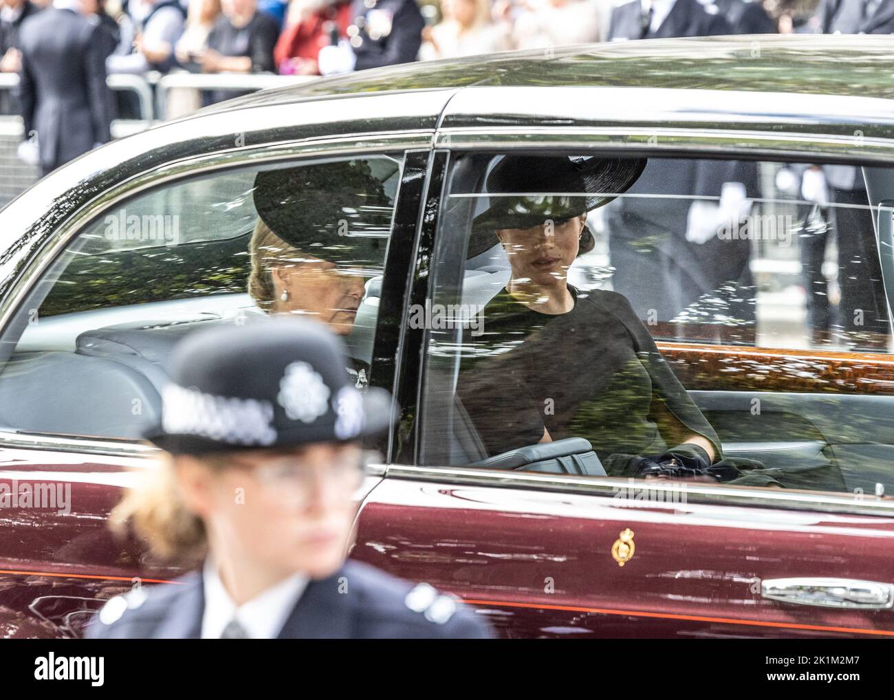 Hm queen consort hi-res stock photography and images - Alamy