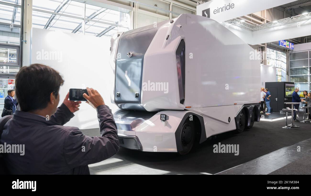 Hanover, Germany. 19th Sep, 2022. An autonomously driving electric ...