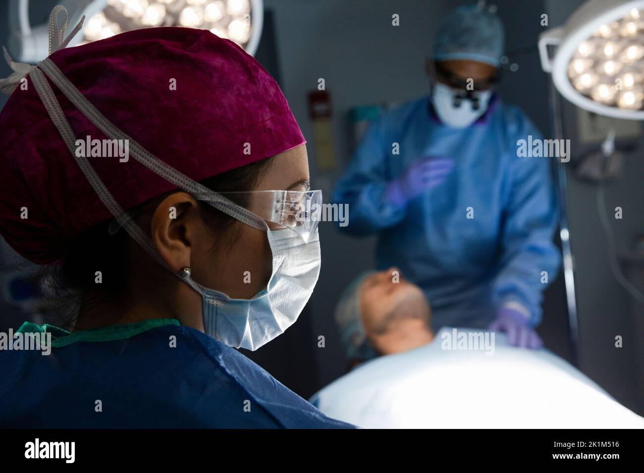 Nurse surgical mask patient hi-res stock photography and images - Alamy