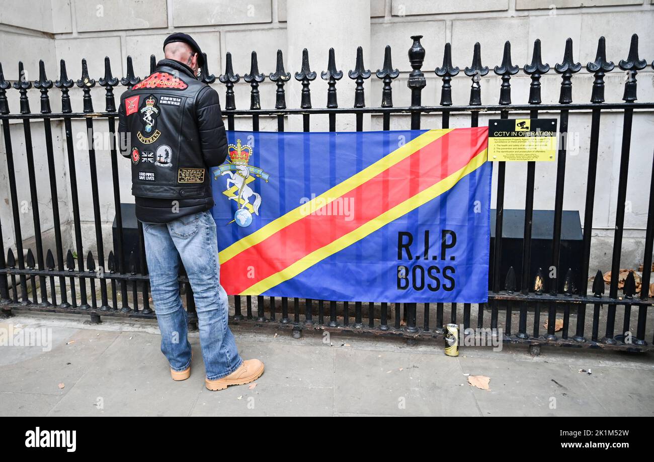 Rip queen elizabeth ii hi-res stock photography and images - Alamy