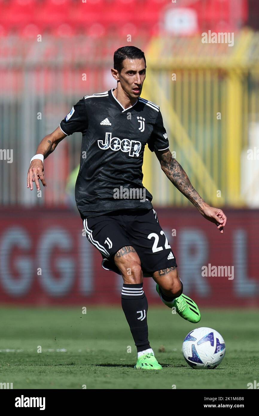 Angel Di Maria of Juventus Fc controls the ball during the Serie A ...