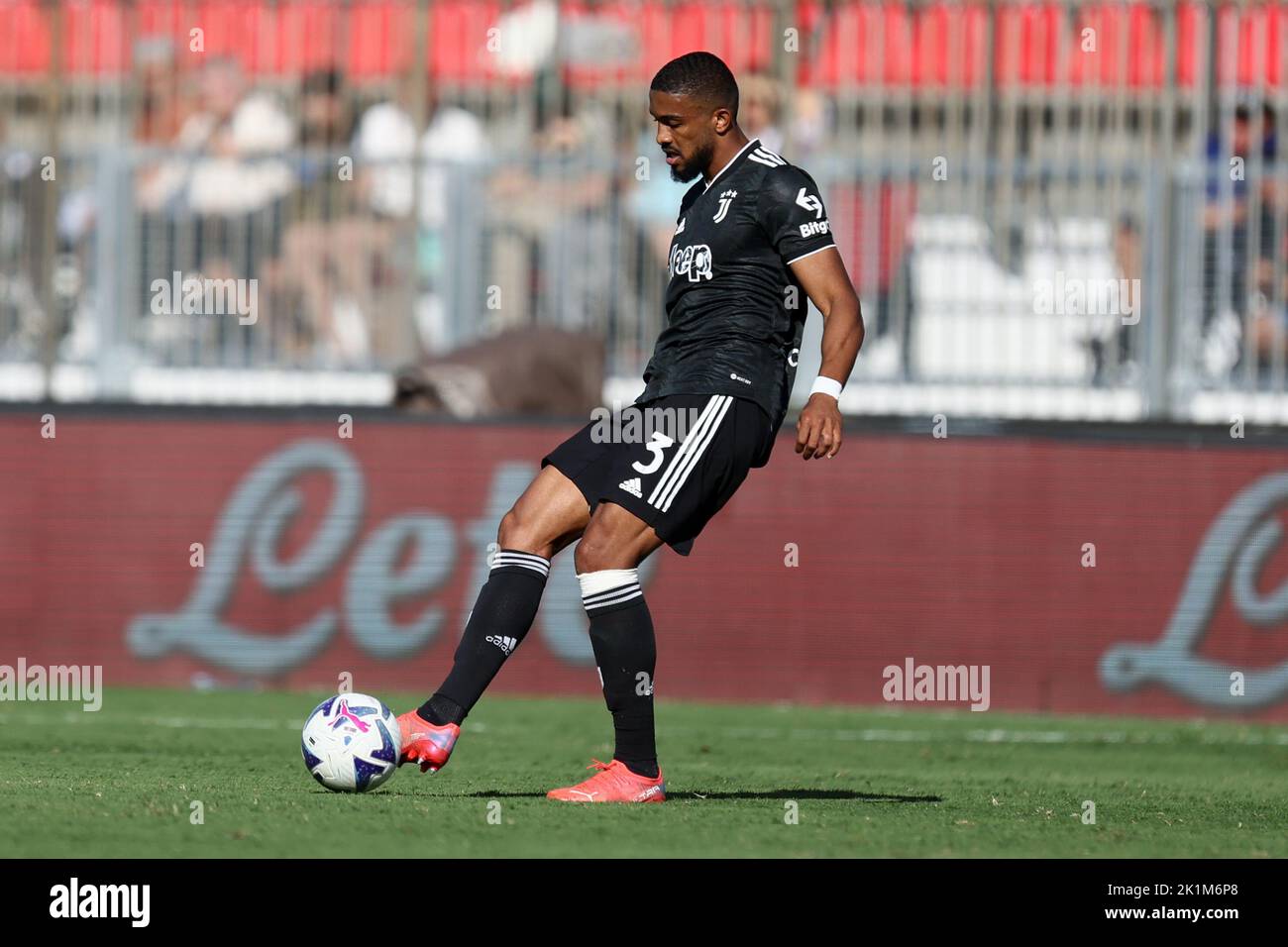 Gleison Bremer of Juventus Fc controls the ball during the Serie A ...