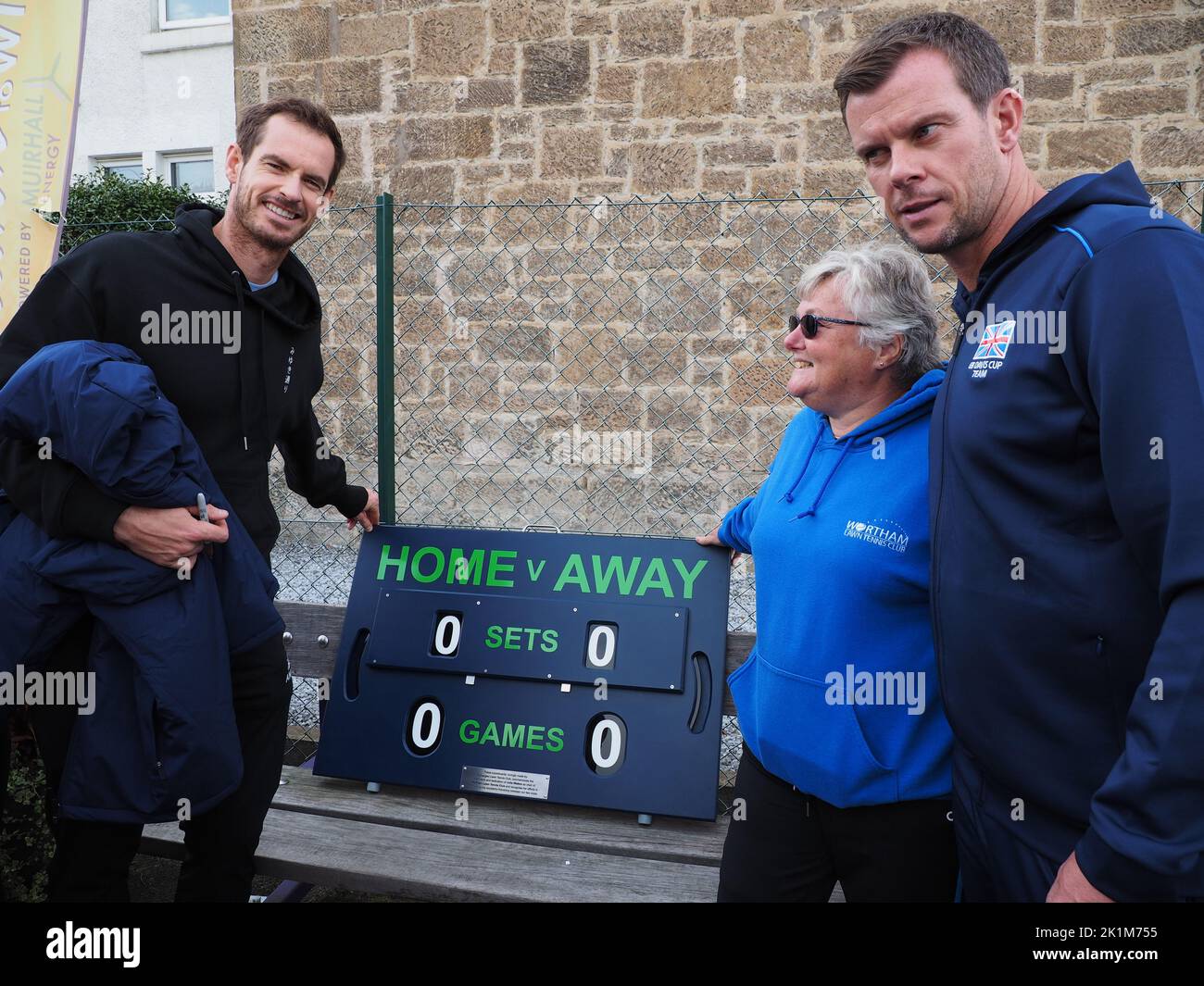 Andy Murray surprise visit to Rutherglen LTC Stock Photo - Alamy