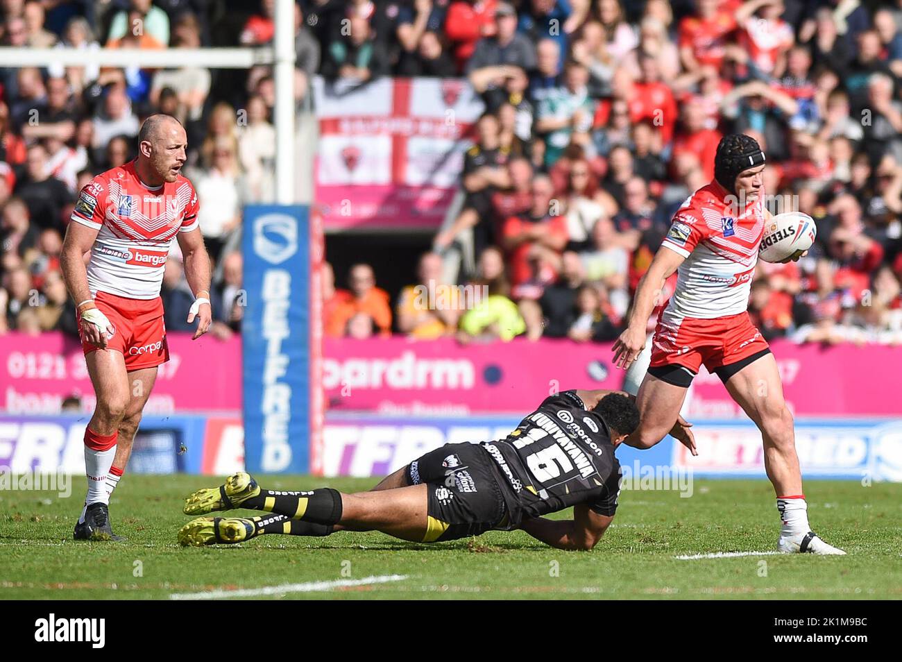 St. Helens, England -17th September 2022 - Jonny Lomax of St Helens ...
