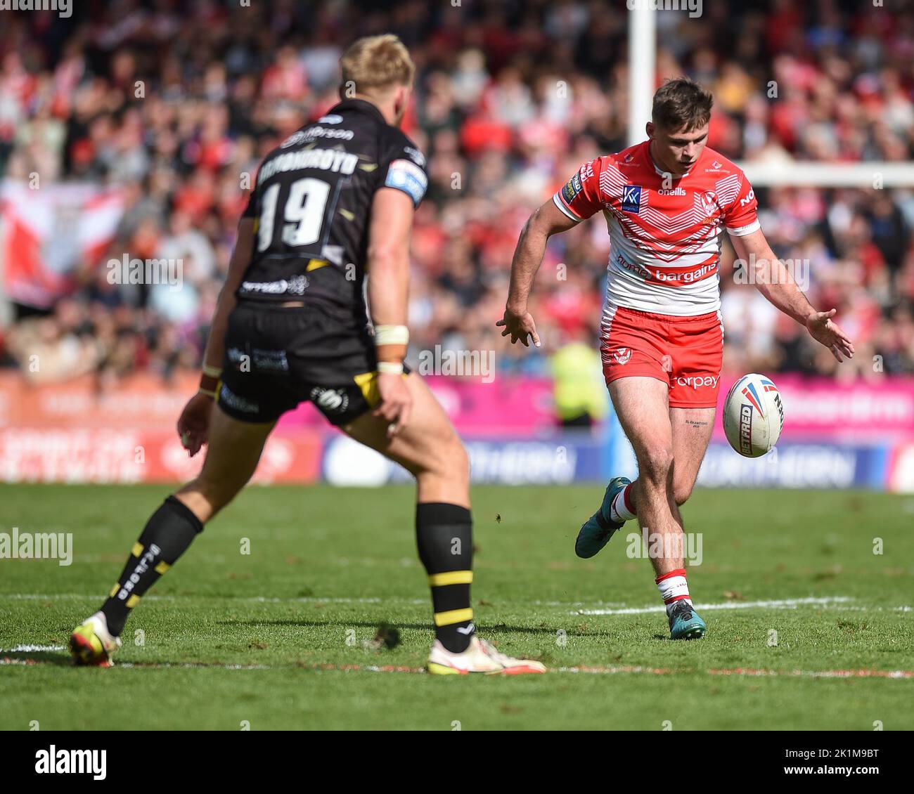 St. Helens, England -17th September 2022 - Jack Welsby of St Helens in ...