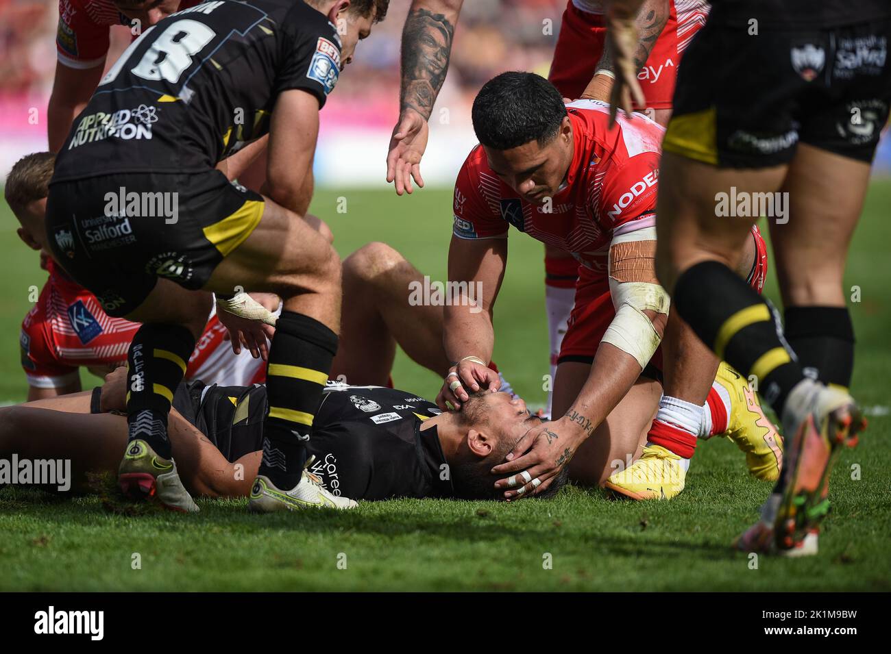 St. Helens, England -17th September 2022 - Ken Sio (2) of Salford Red ...
