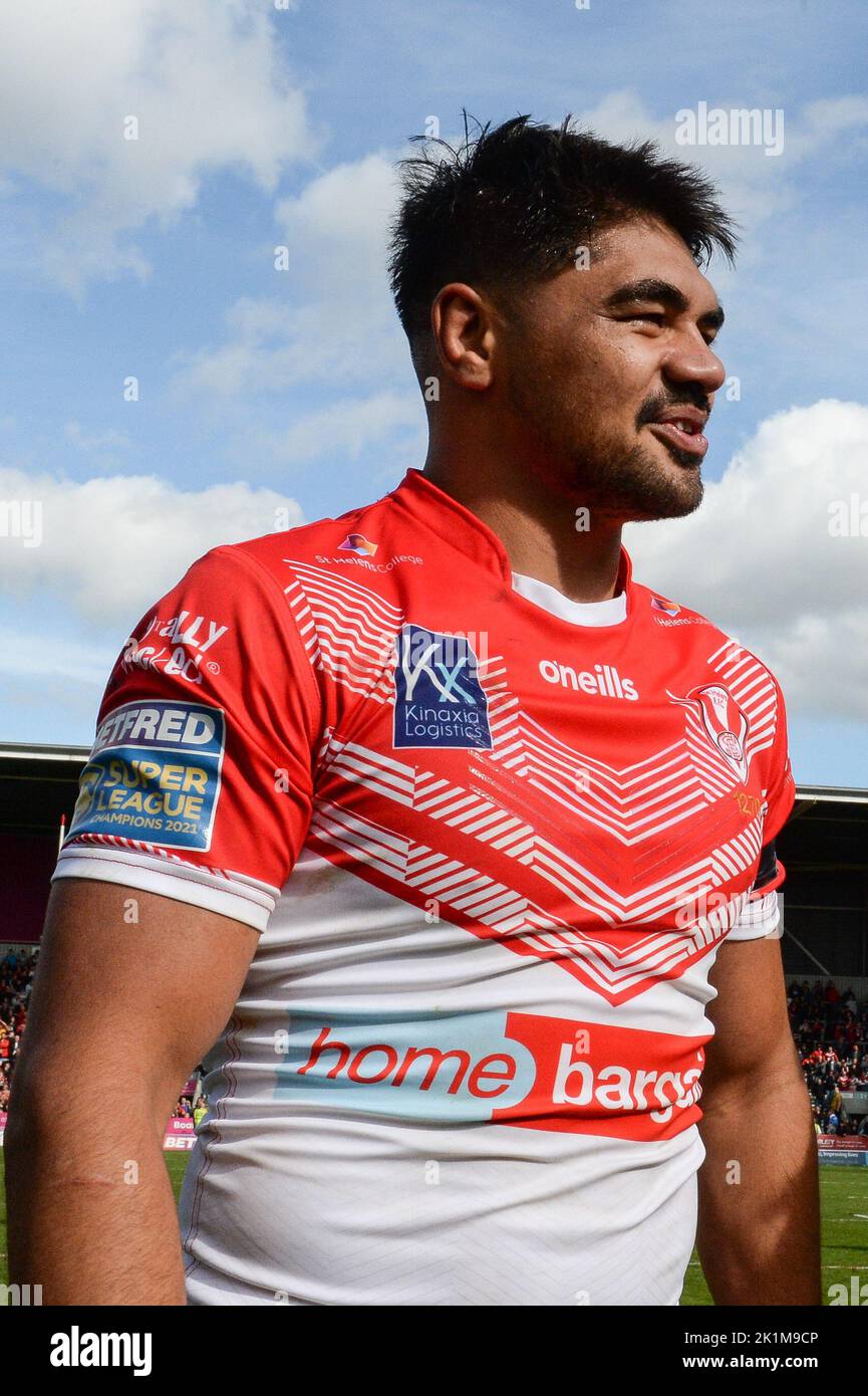 St. Helens, England -17th September 2022 - James Bell of St Helens ...