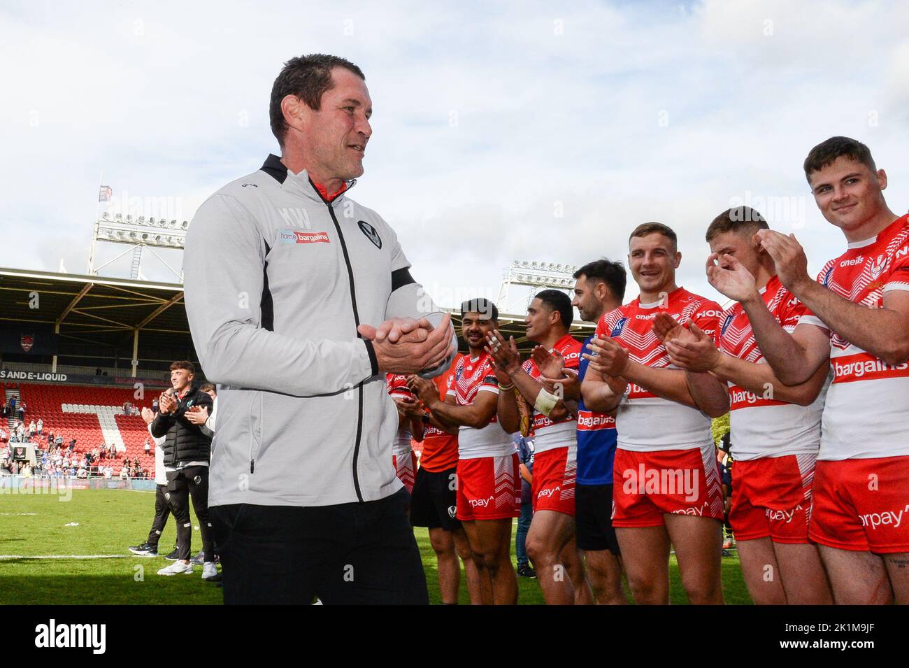 St. Helens, England -17th September 2022 - St. Helens Head Coach ...