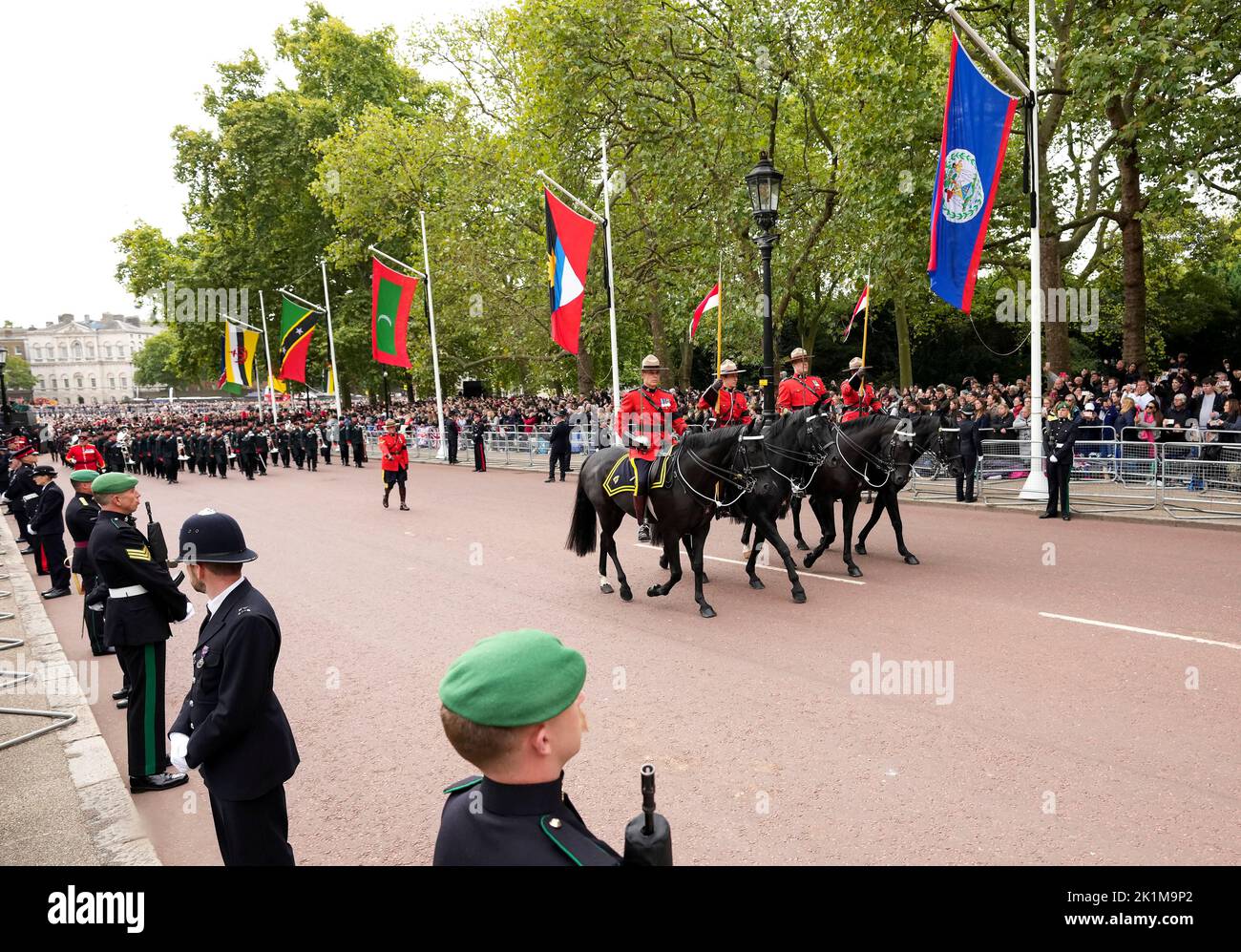 London, UK . 19th Sep, 2022. RCMP officers on horseback ride in the ...