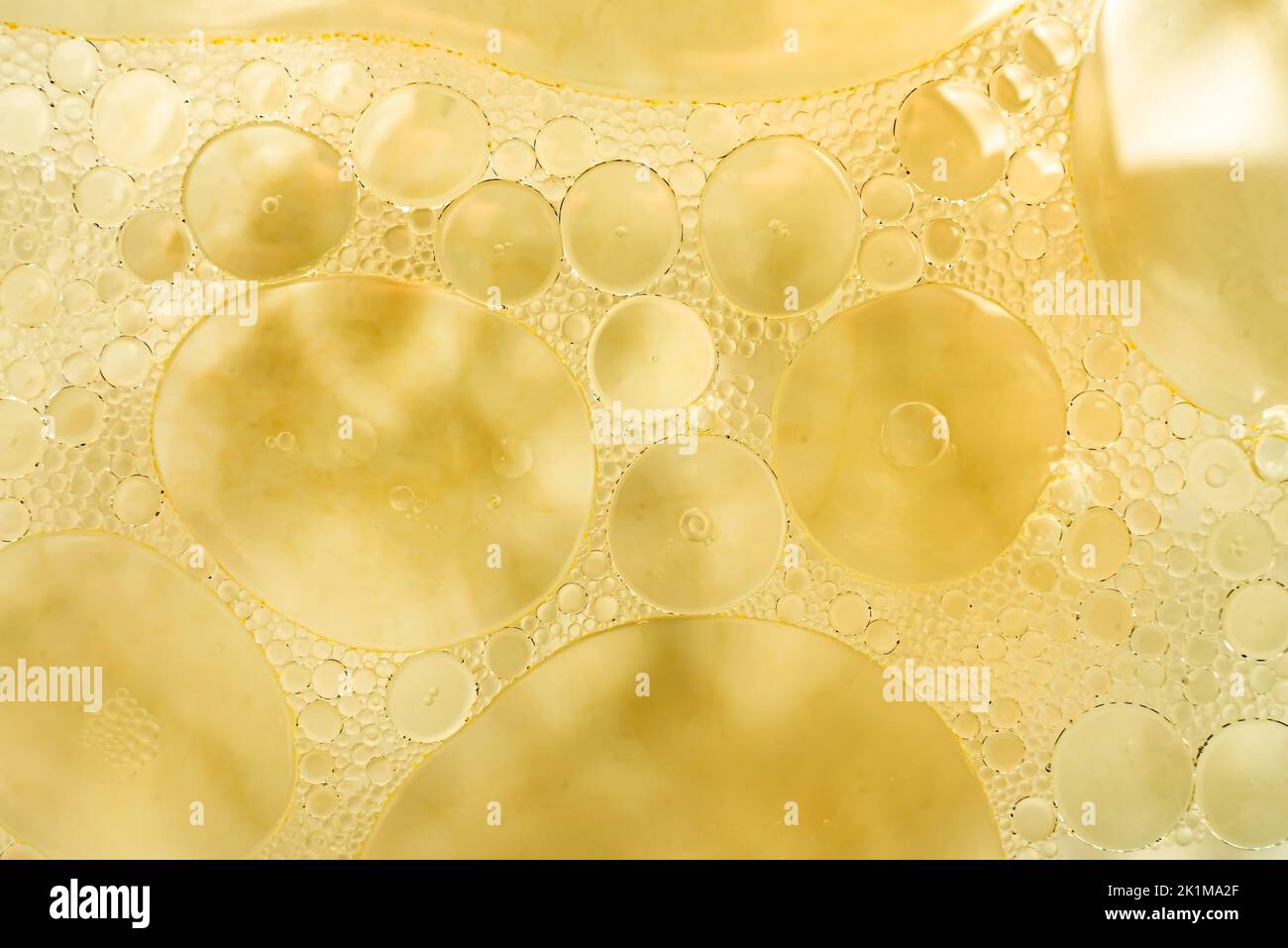 Drops of fat in water. Bubbles of fat close up. Oil Stock Photo - Alamy