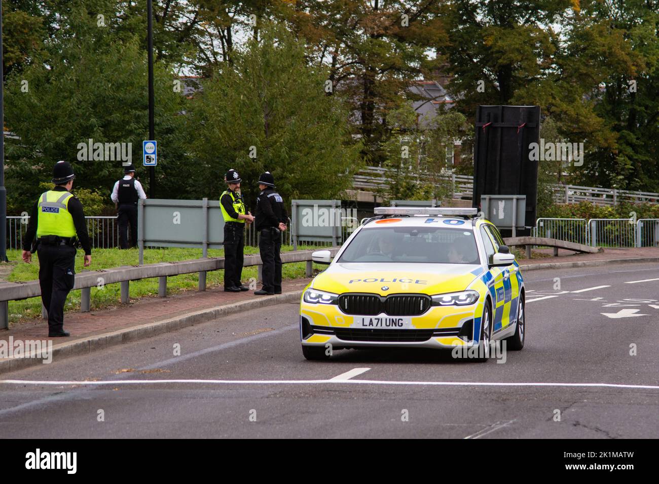 London, UK. 19th Sep, 2022. HM the Queen's Funeral passes through ...