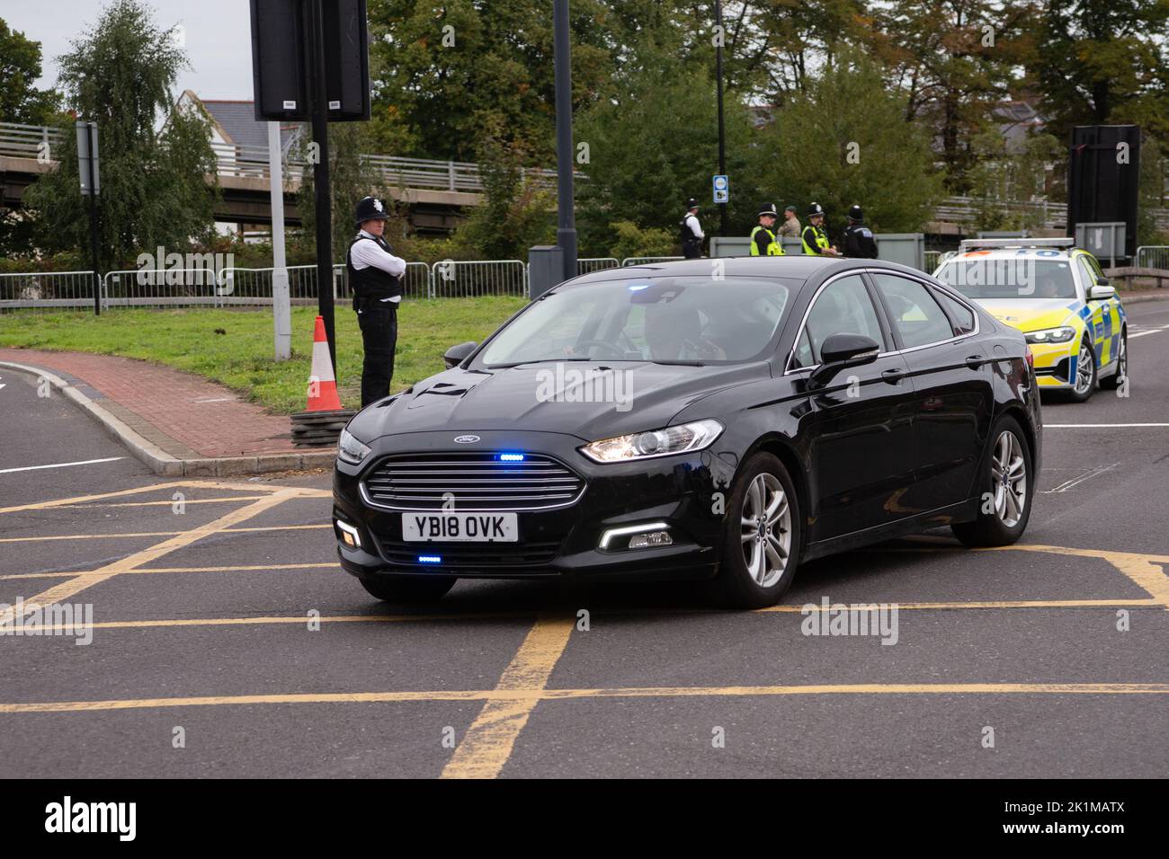 London, UK. 19th Sep, 2022. HM the Queen's Funeral passes through ...