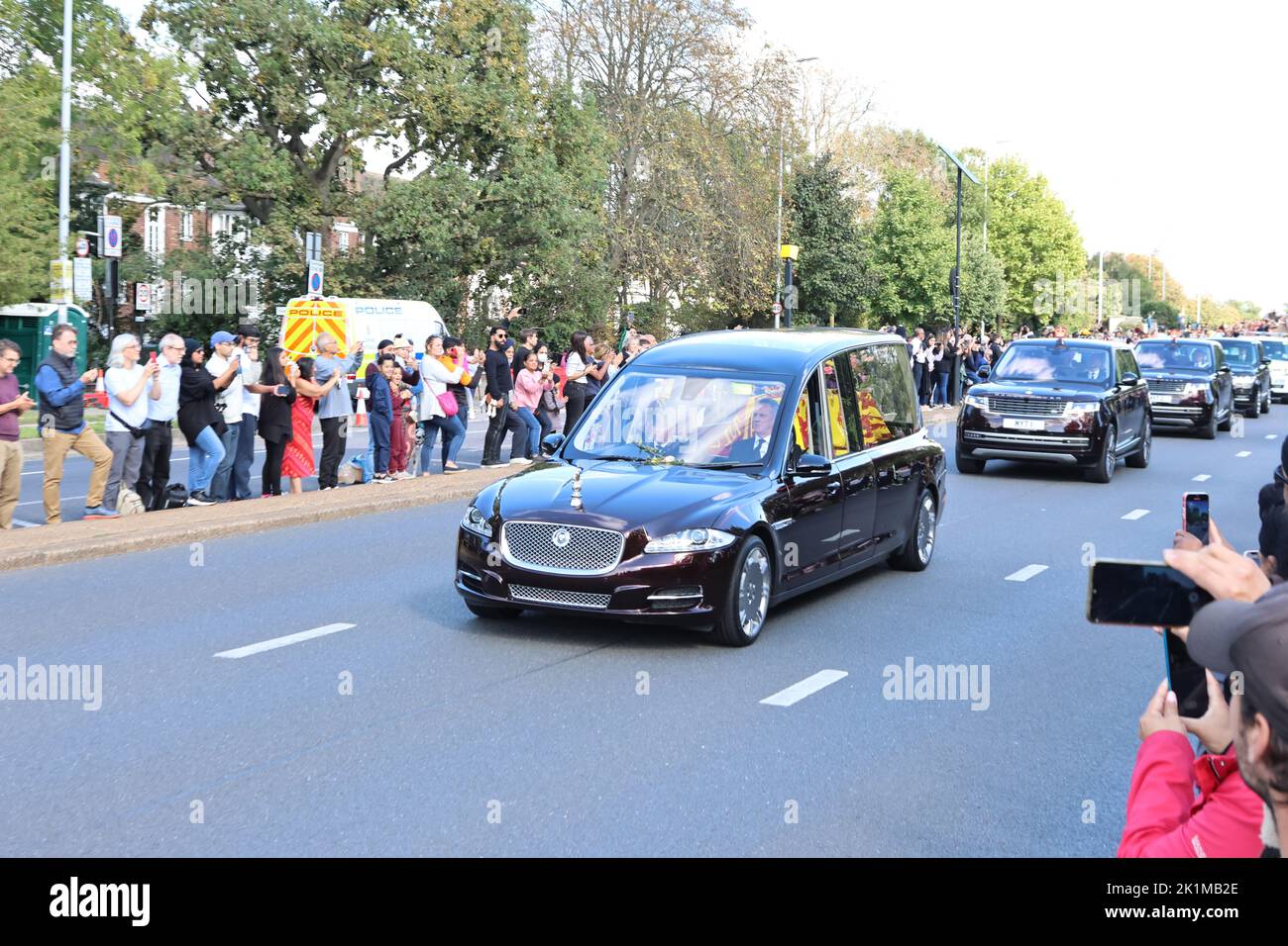 Her Majesty Queen Elizabeth II State Funeral Procession by State Hearse ...