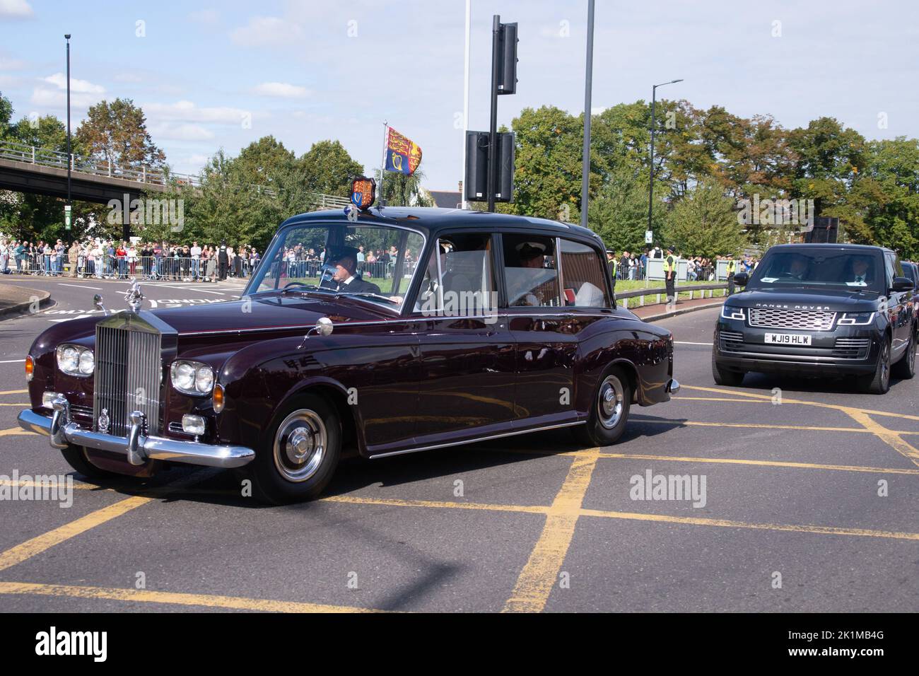 London, UK. 19th Sep, 2022. HM the Queen's Funeral passes through ...