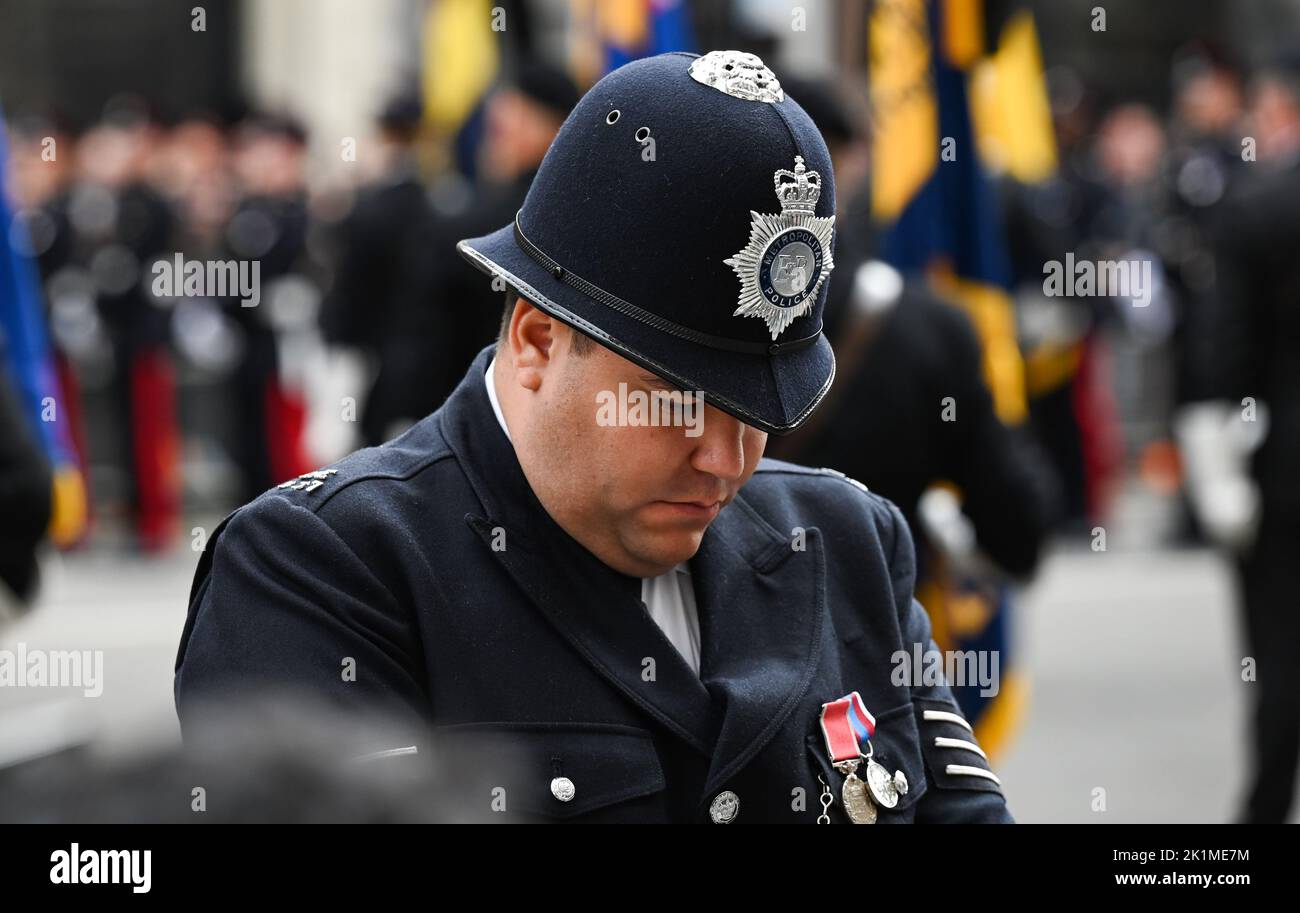 Police queens funeral hi-res stock photography and images - Alamy