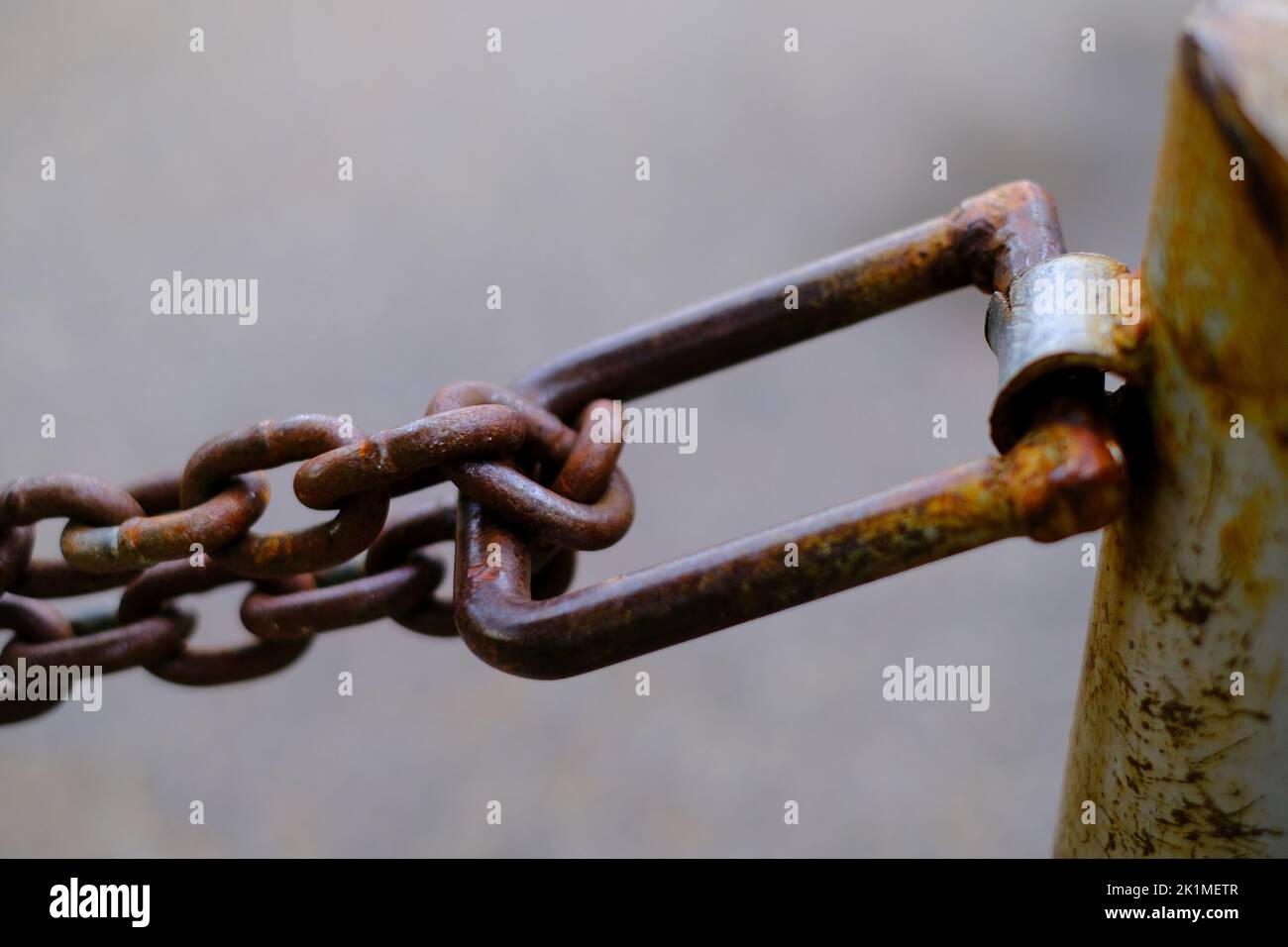 Detail of chain hi-res stock photography and images - Alamy