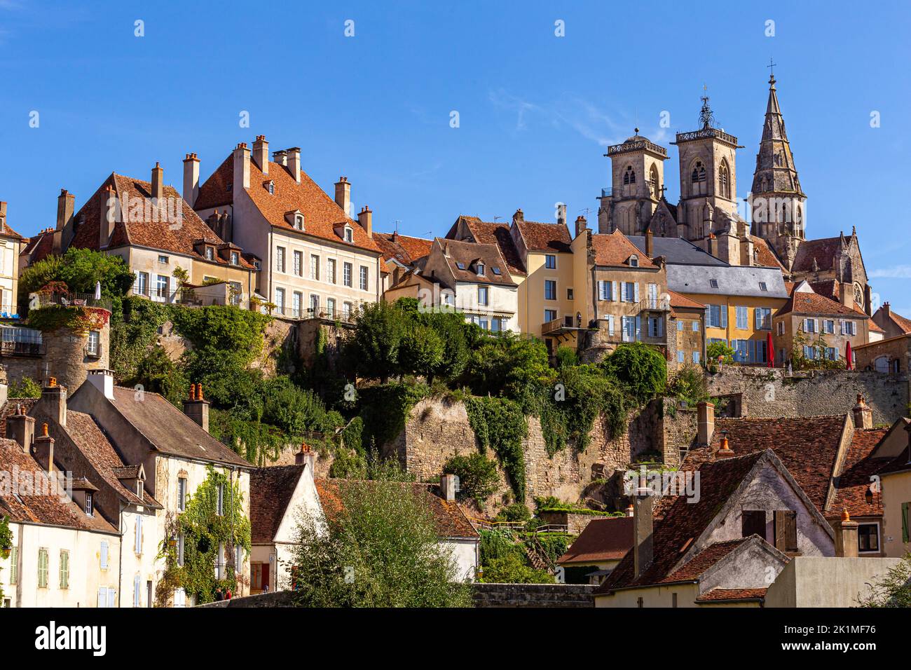 Semur-en-Auxois, Bourgogne, France Stock Photo - Alamy