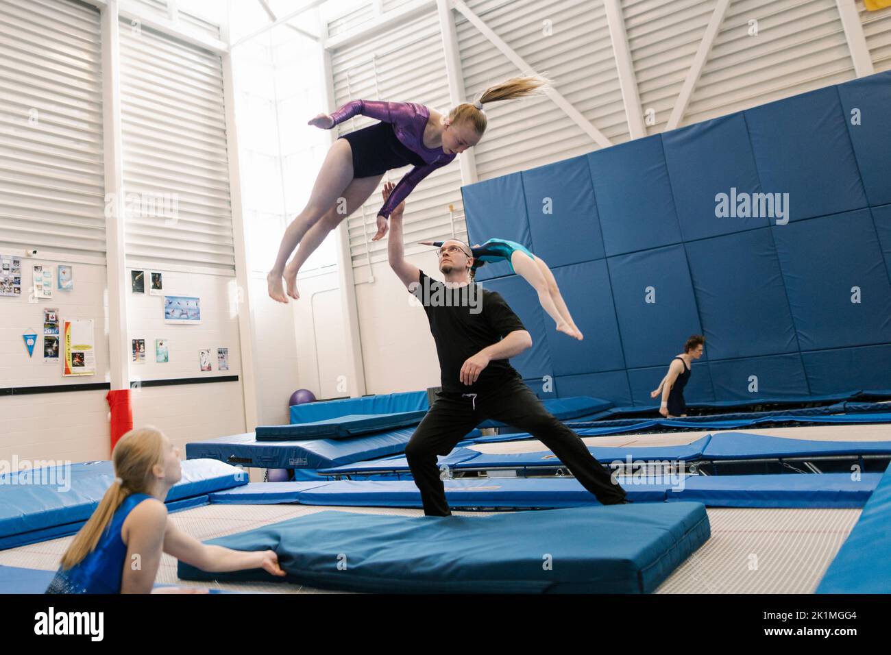 Trampolining sport hi-res stock photography and images - Alamy