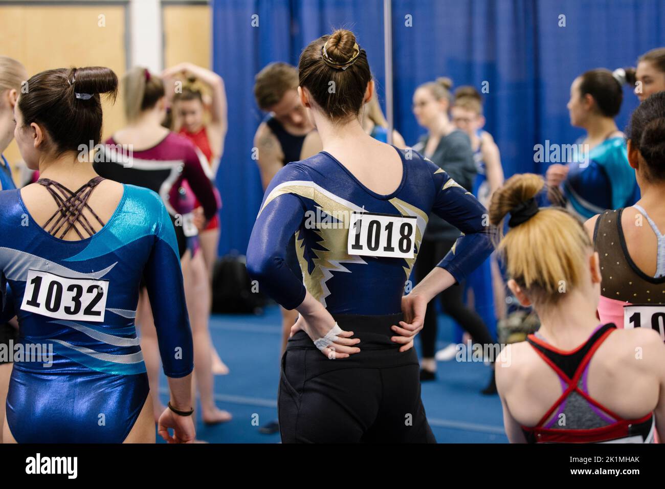 Female gymnast rear view hi-res stock photography and images - Alamy