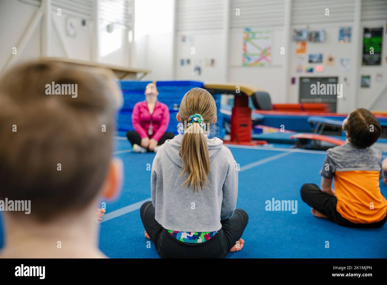 Children train gymnastics hi-res stock photography and images - Alamy