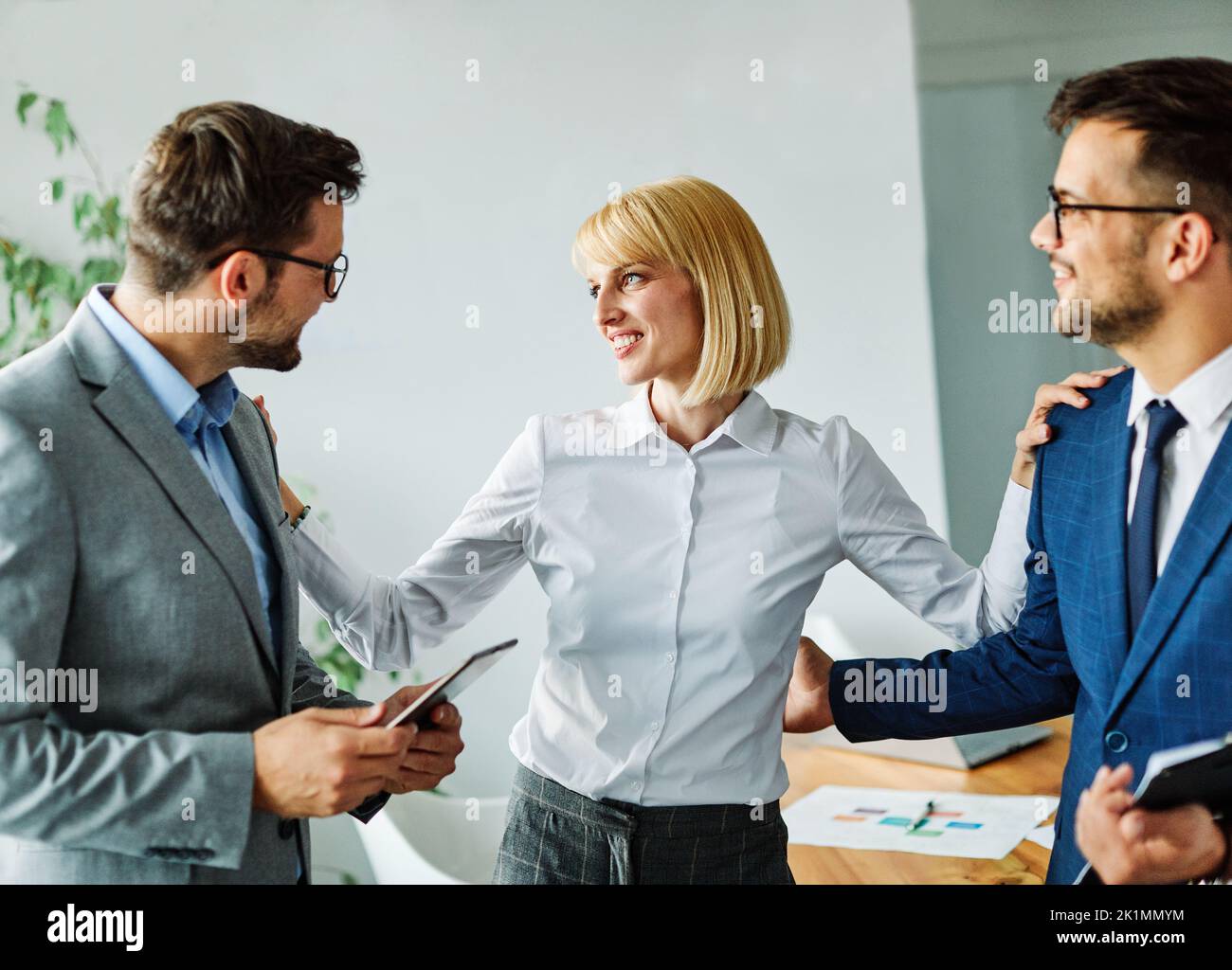 Businessman communication hi-res stock photography and images - Alamy