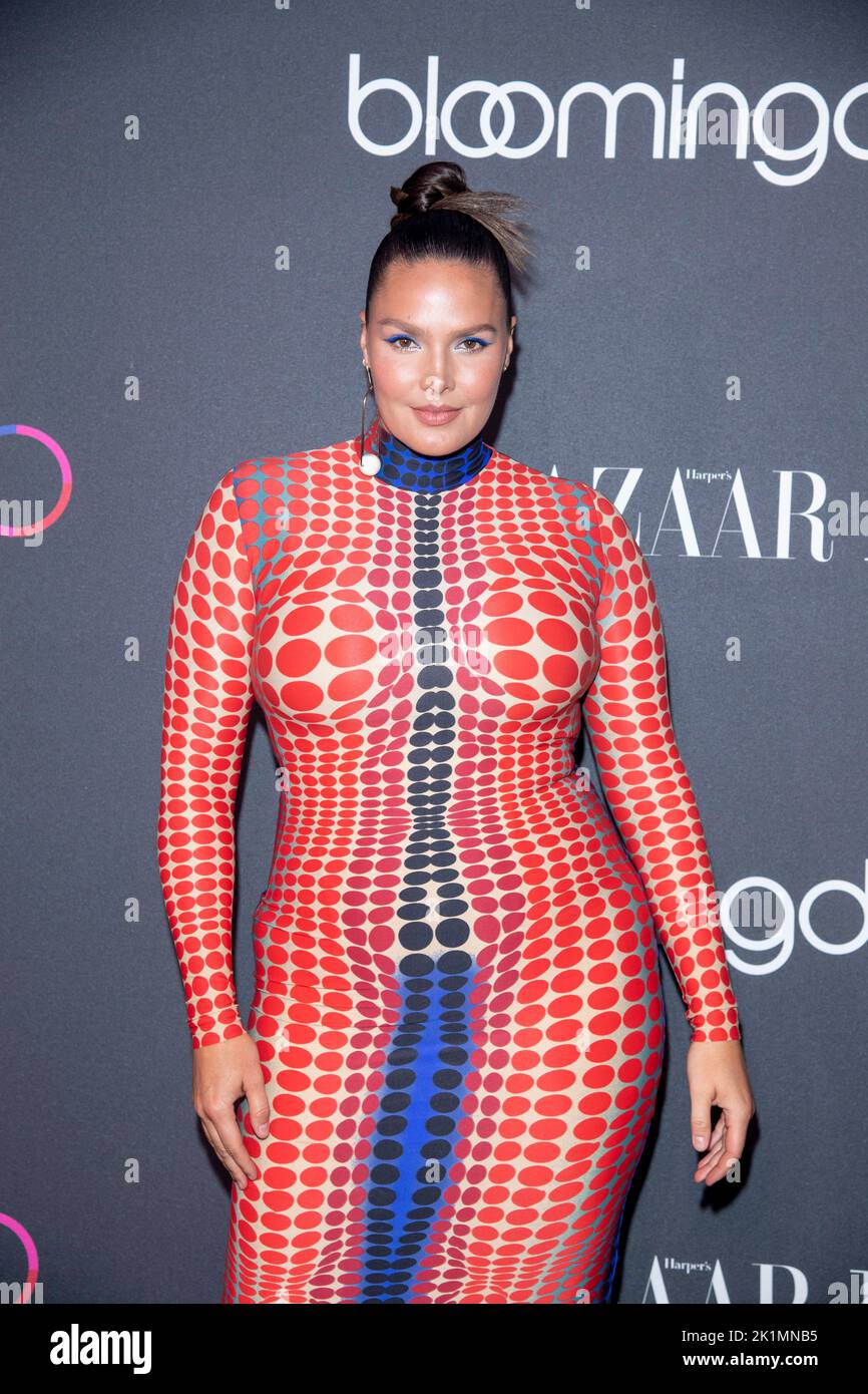 Candice Huffine attends 2022 Harper's Bazaar ICONS & Bloomingdale's ...