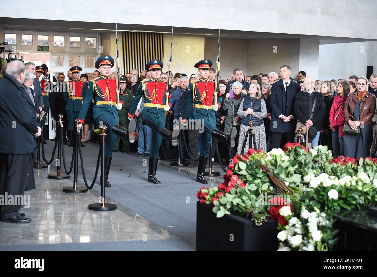 Moscow. Guard of honor at a farewell ceremony with general the director ...