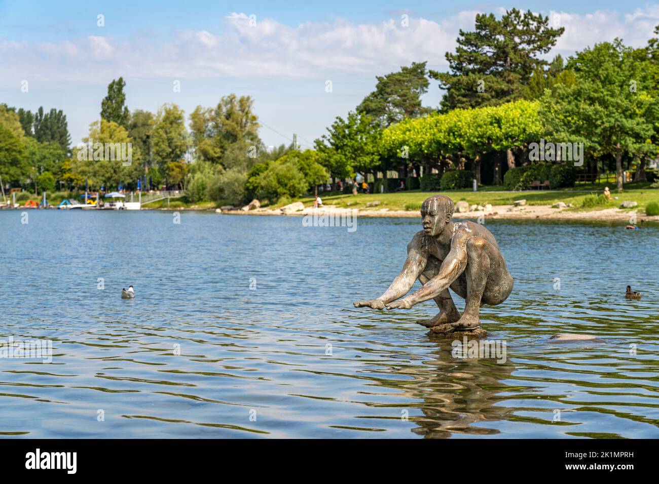 Skulptur El Nino im Bodensee bei Radolfzell am Bodensee, Baden ...