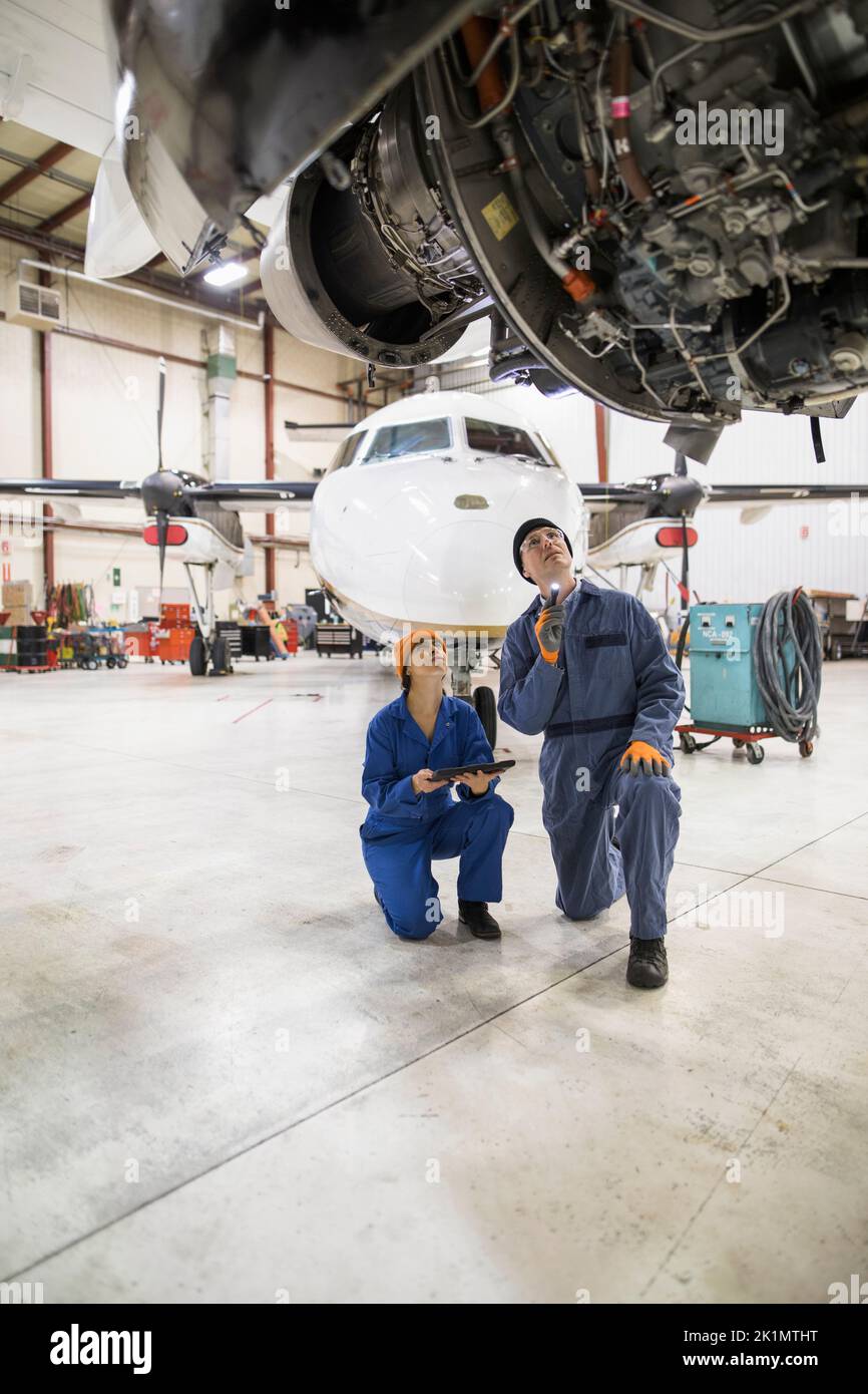 Inspecting an airplane hi-res stock photography and images - Alamy